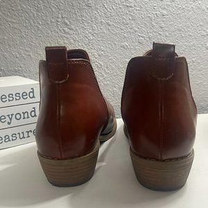 Universal Thread | Shoes | Universal Thread Women Ankle Booties Nora ...